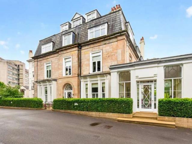 3 Bedroom Apartment Flat