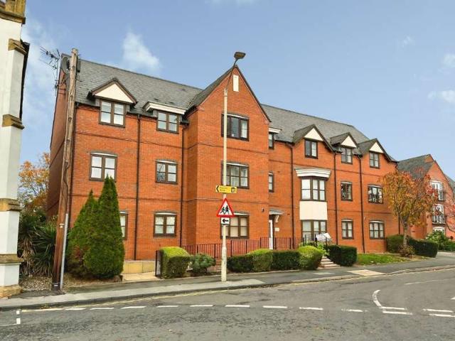 3 Bedroom Apartment Flat