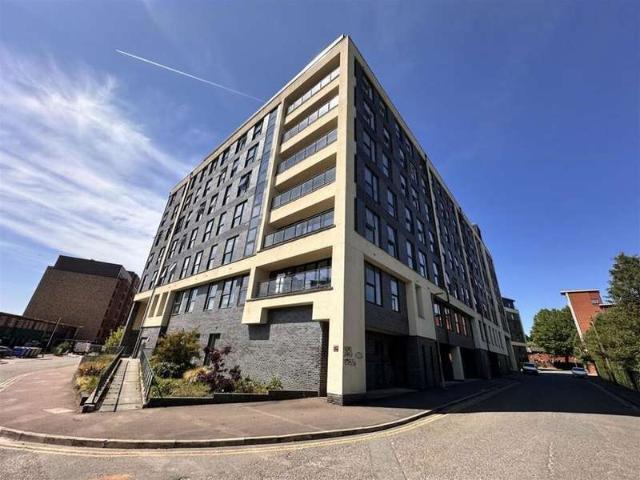 3 Bedroom Apartment Flat