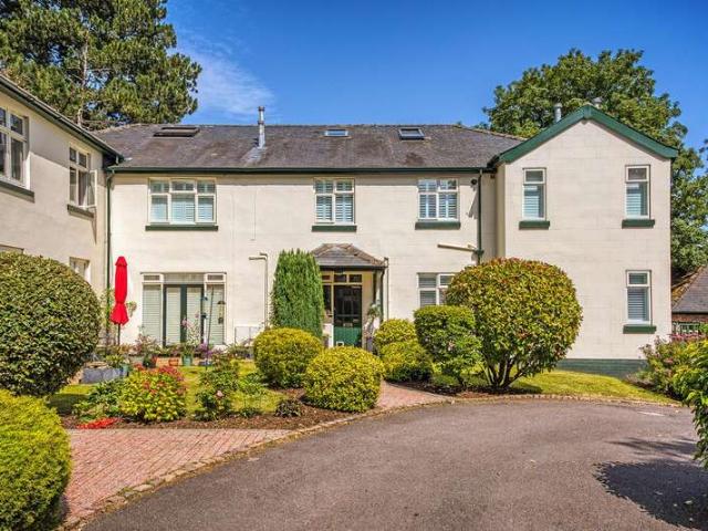 3 Bedroom Apartment Flat