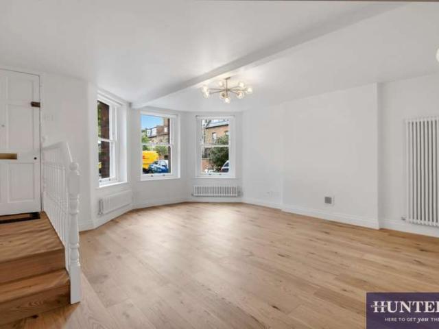 3 Bedroom Apartment Flat