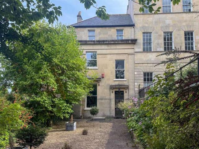 3 Bedroom Apartment Flat