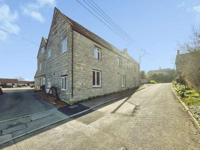 3 Bedroom Apartment Flat