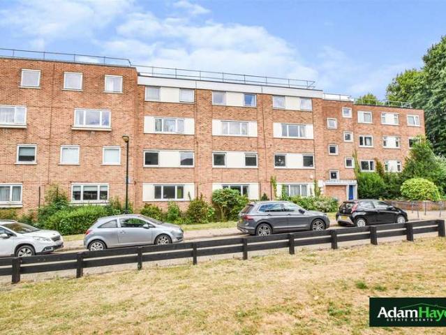 3 Bedroom Apartment Flat