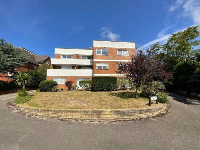 3 Bedroom Apartment Flat