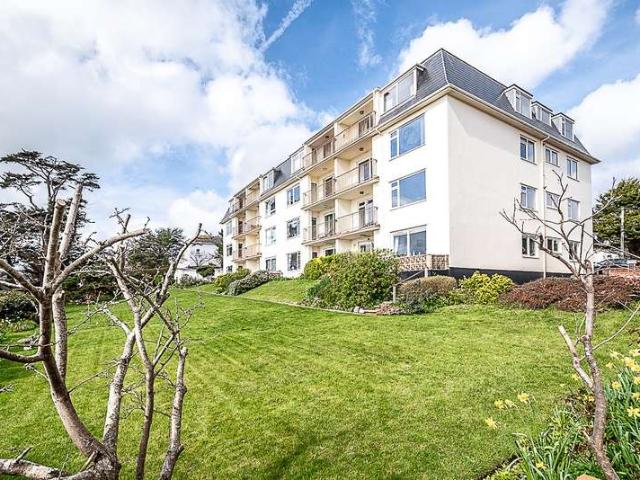 3 Bedroom Apartment Flat