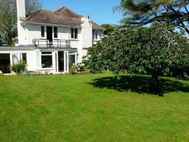 3 Bedroom Apartment Flat