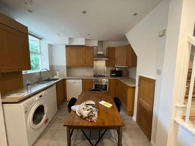3 Bedroom Apartment Flat
