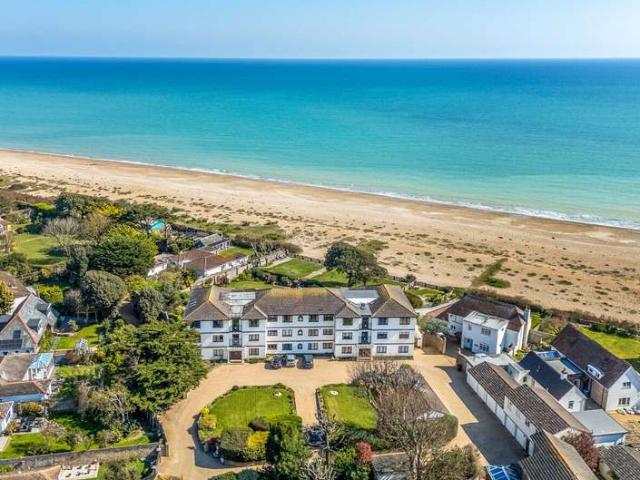 3 Bedroom Apartment Flat