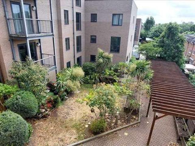 3 Bedroom Apartment Flat