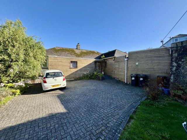 3 Bedroom Apartment Flat