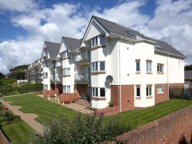 3 Bedroom Apartment Flat