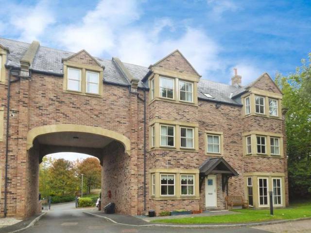 3 Bedroom Apartment Flat