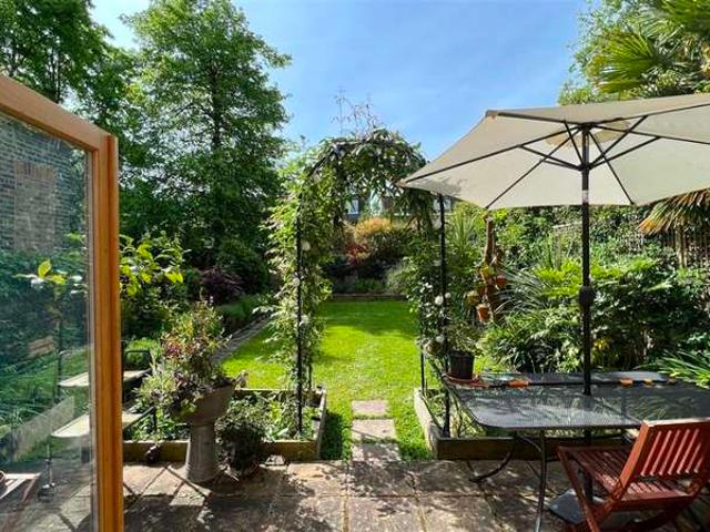 3 Bedroom Apartment Flat