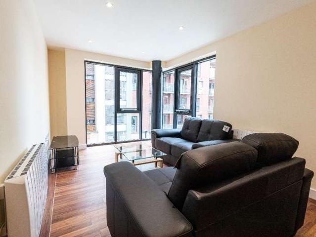 3 Bedroom Apartment Flat