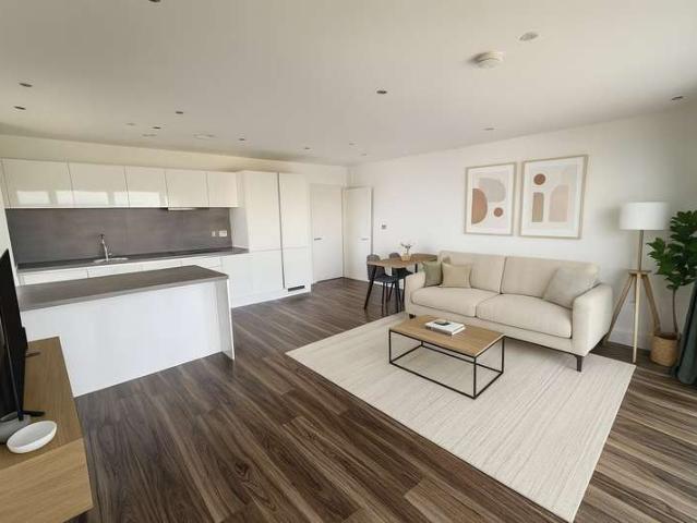 3 Bedroom Apartment Flat