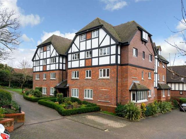 3 Bedroom Apartment Flat