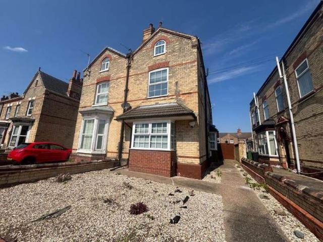3 Bedroom Apartment Flat