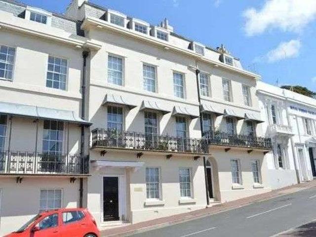 3 Bedroom Apartment Flat