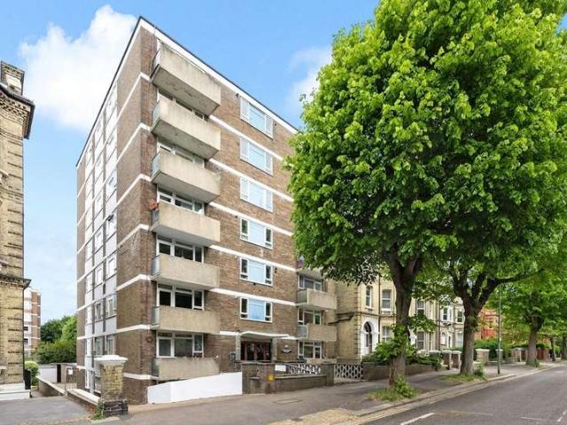 3 Bedroom Apartment Flat