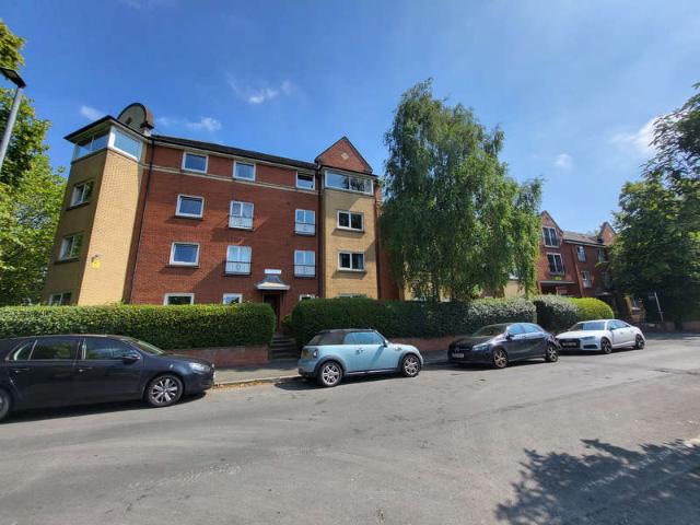 3 Bedroom Apartment Flat