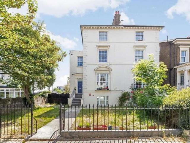 3 Bedroom Apartment Flat