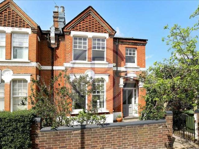 3 Bedroom Apartment Flat