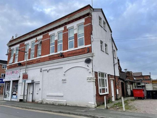 3 Bedroom Apartment Flat