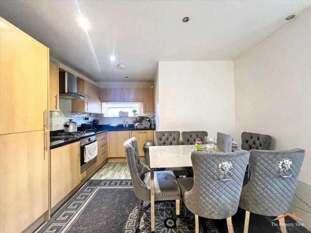 3 Bedroom Apartment Flat