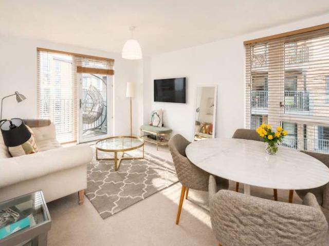 3 Bedroom Apartment Flat