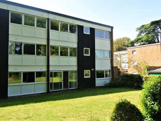 3 Bedroom Apartment Flat