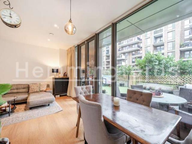 3 Bedroom Apartment Flat