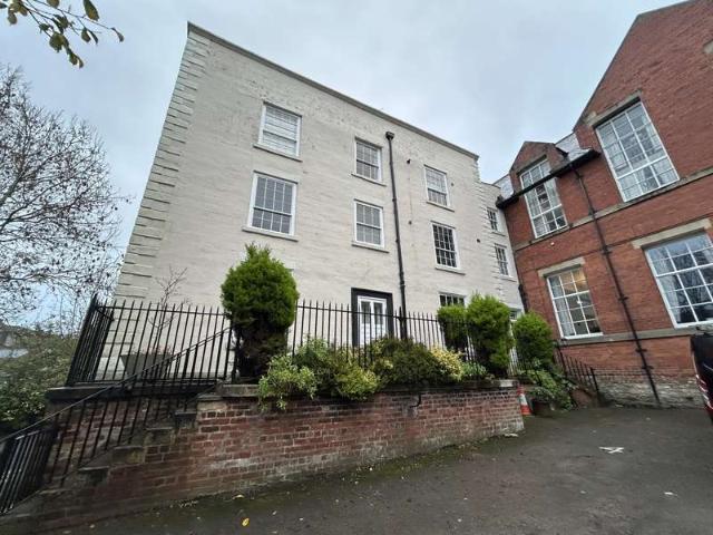 3 Bedroom Apartment Flat
