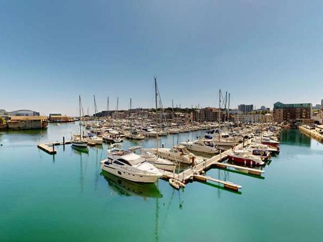 3 Bedroom Apartment Flat