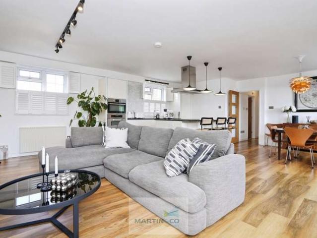 3 Bedroom Apartment Flat