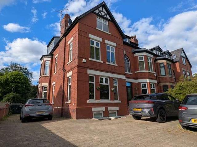 3 Bedroom Apartment Flat