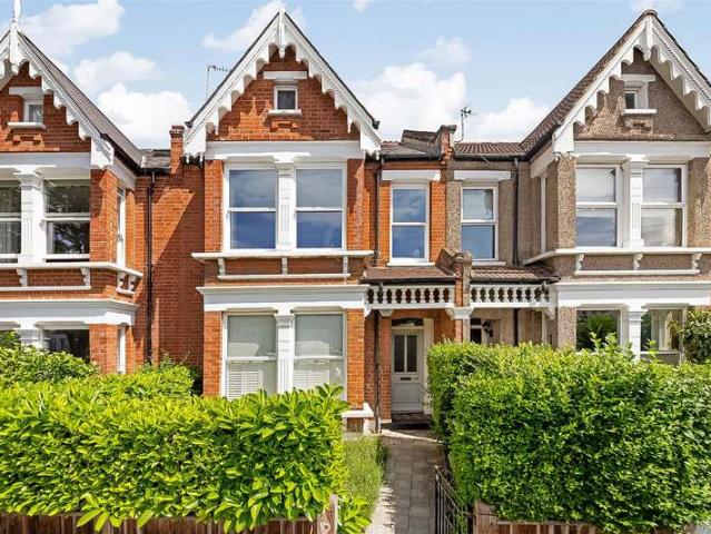3 Bedroom Apartment Flat