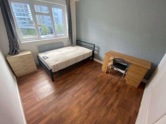 3 Bedroom Apartment Flat