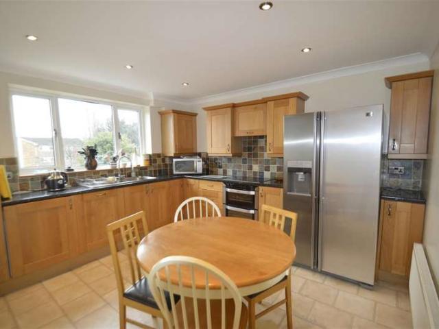 3 Bedroom Apartment Flat