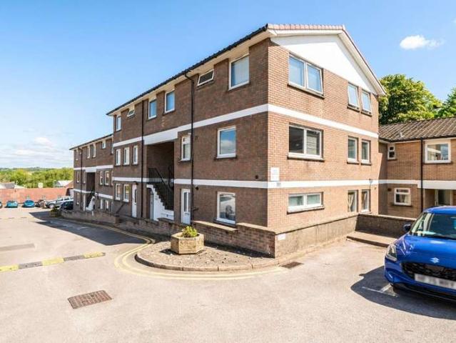 3 Bedroom Apartment Flat
