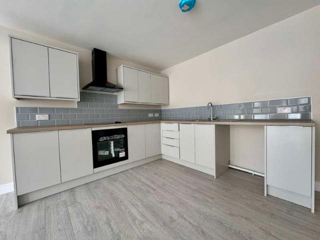 3 Bedroom Apartment Flat
