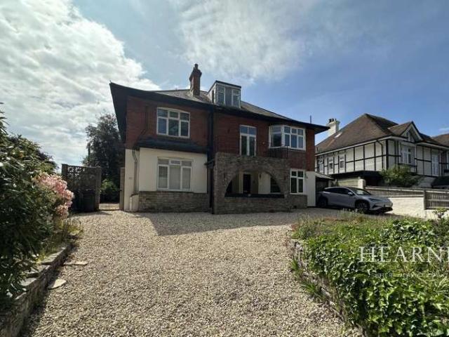 3 Bedroom Apartment Flat