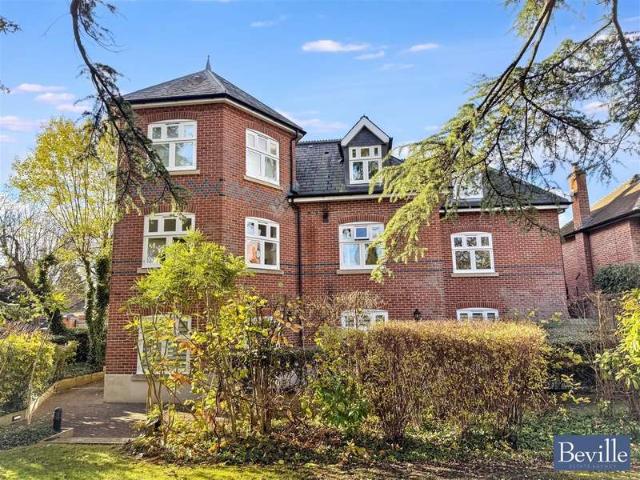 3 Bedroom Apartment Flat