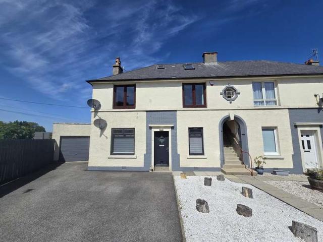 3 Bedroom Apartment Flat