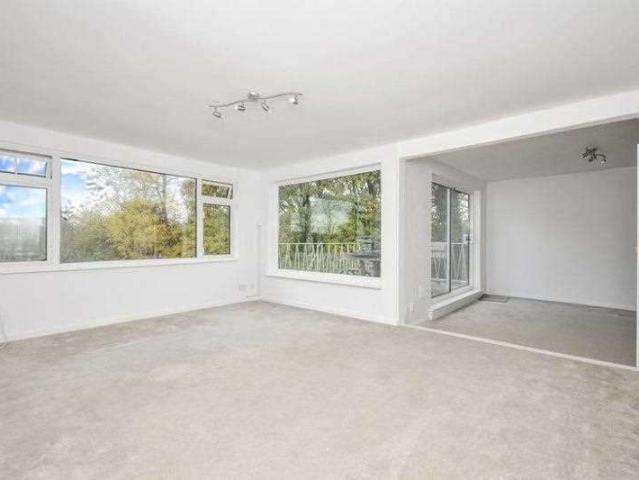 3 Bedroom Apartment Flat