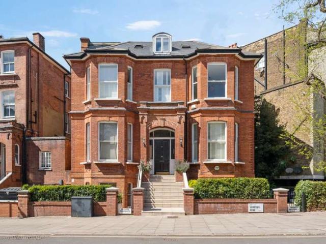 3 Bedroom Apartment Flat
