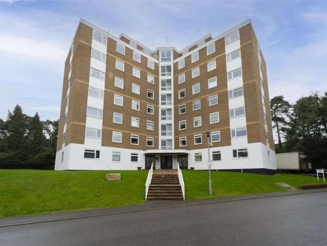 3 Bedroom Apartment Flat