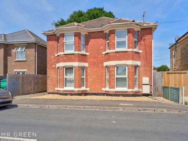3 Bedroom Apartment Flat