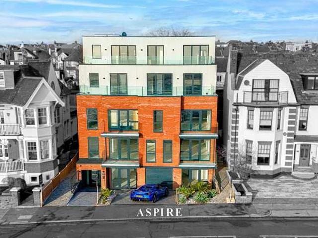 3 Bedroom Apartment Flat