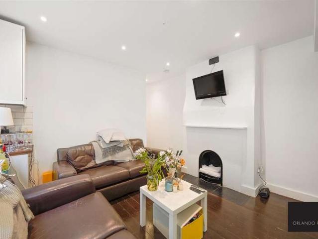 3 Bedroom Apartment Flat